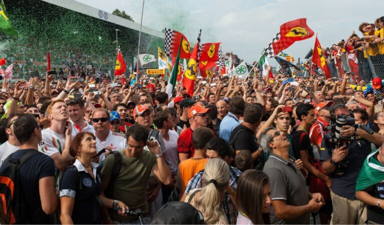2025 Global F1 Fan Survey: women, Gen Z and US fans power new era ...